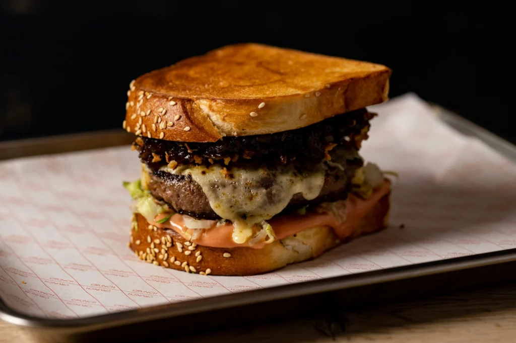 How to Promote a Sandwich Restaurant: Effective Strategies - Fusenpack Blog